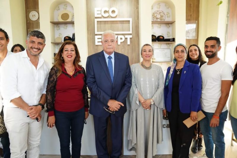 وزيرة البيئة والمنسق الوزارى ومبعوث مؤتمر المناخ Cop27 ومحافظ جنوب